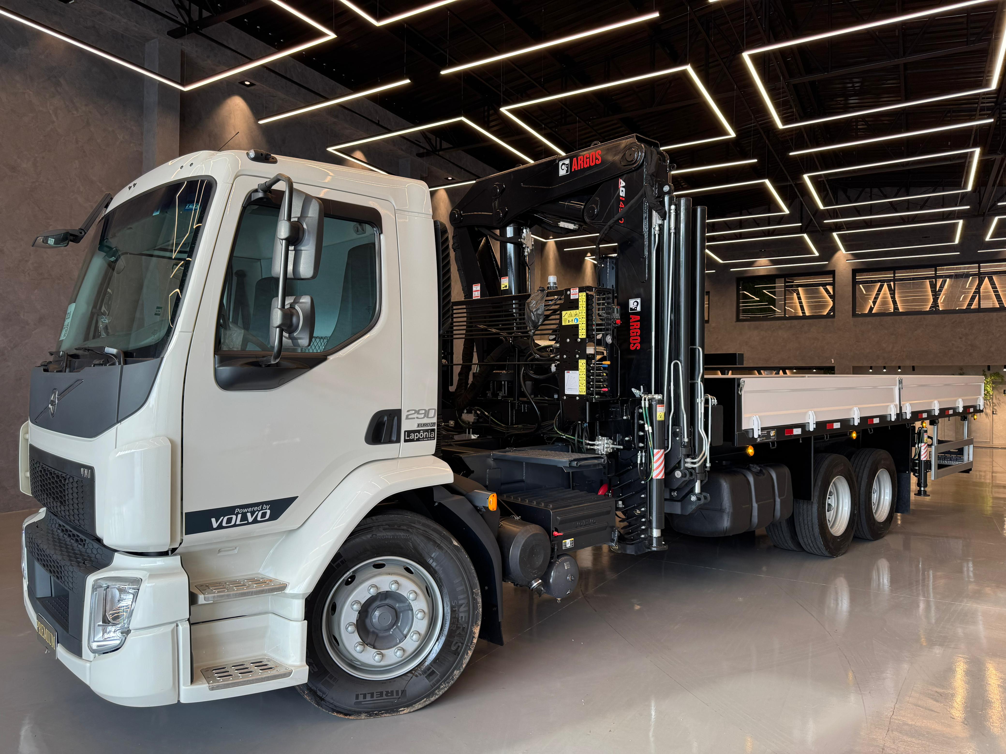 VOLVO VM290 CITY